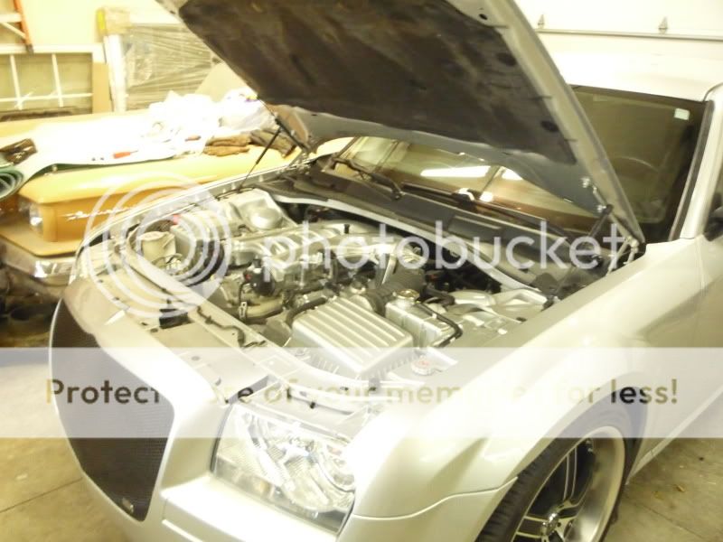 engine bay paint | Custom Dodge Magnum Forums